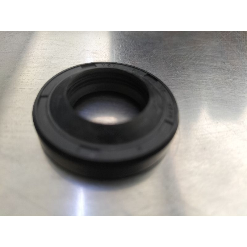 Front hub oil seal/dust seal honda beat/click (RB8 MAGS) | Shopee ...