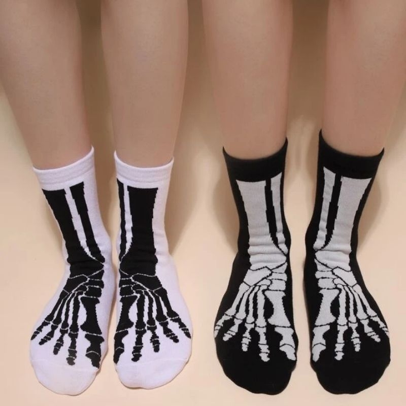 Novelty Halloween Skeleton luminous effect in the dark Fun Socks ...