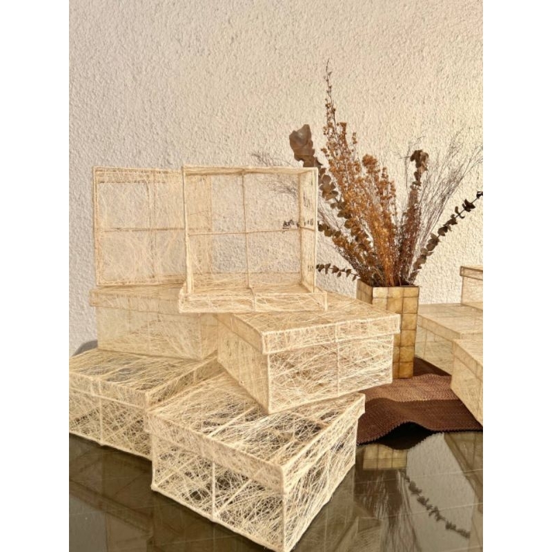 Abaca Scrunch Box ON HAND – Native Gift Packaging / Full Weave | Square ...