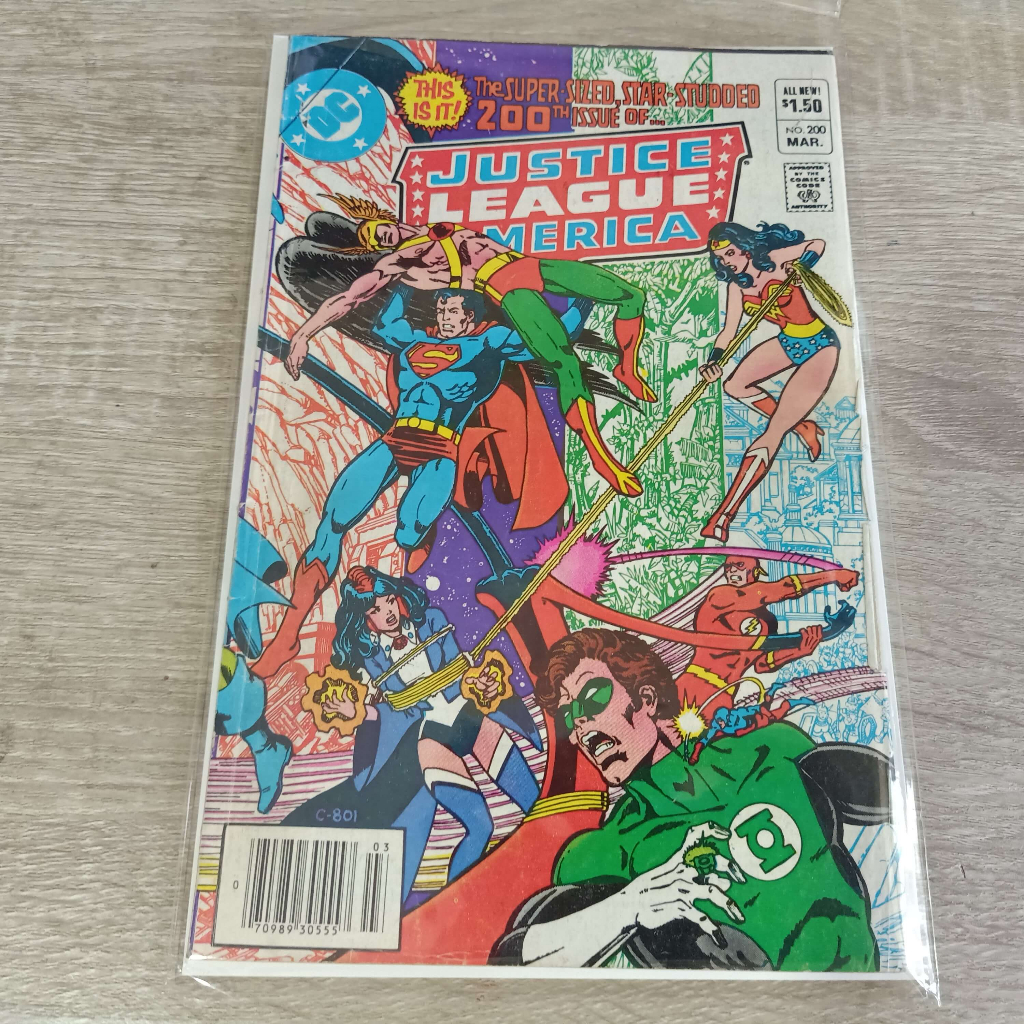 Justice League of America #200 (1982) - VG condition (wrap around cover ...