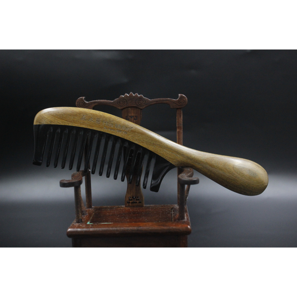 Hua Mulan OXGSW YH19AC Ox Horn and Green Sandalwood Comb | Shopee ...