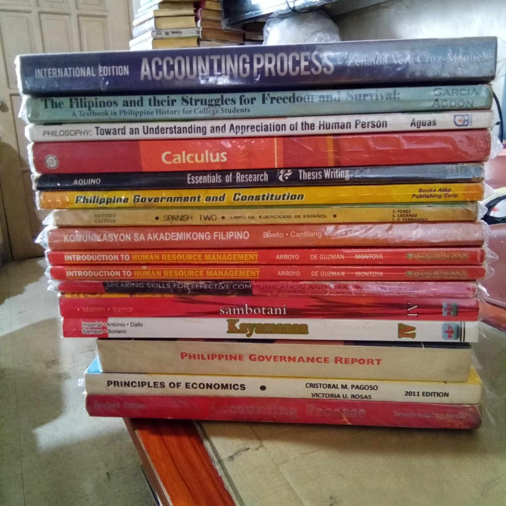 BB53 SCHOOL BOOKS > K-12 AND College Books (Pre-loved) | Shopee Philippines