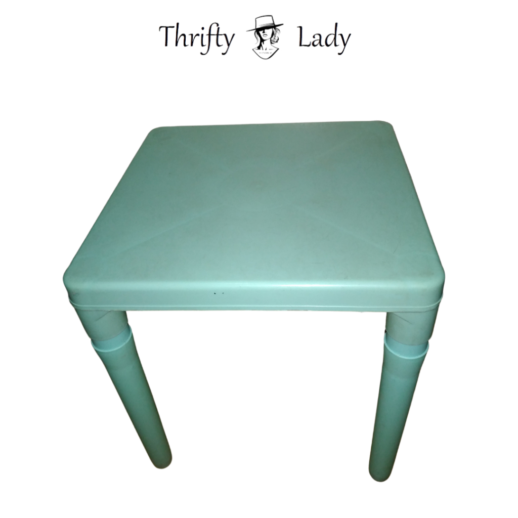 Preloved Study Table/Dinner Table For Kids (With Detachable Legs ...