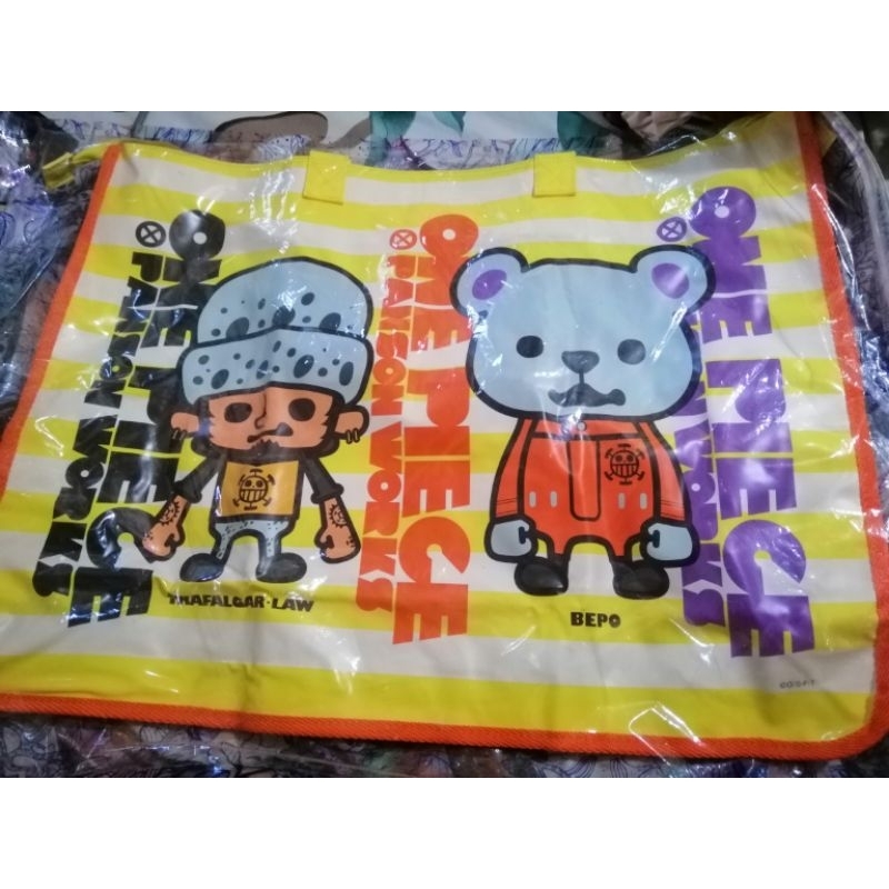 Anime One Piece Trafalgar Law And Bepo, Big Carrying bag, Panson Works ...