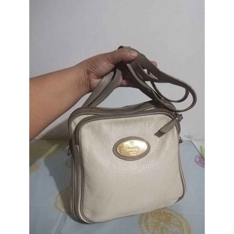 Preloved Peruzzi Firenze Italy Small Sling Bag,Leather | Shopee Philippines