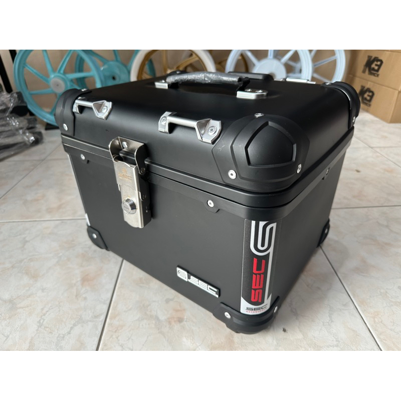 46 LITERS SEC HARD PLASTIC TOPBOX | Shopee Philippines