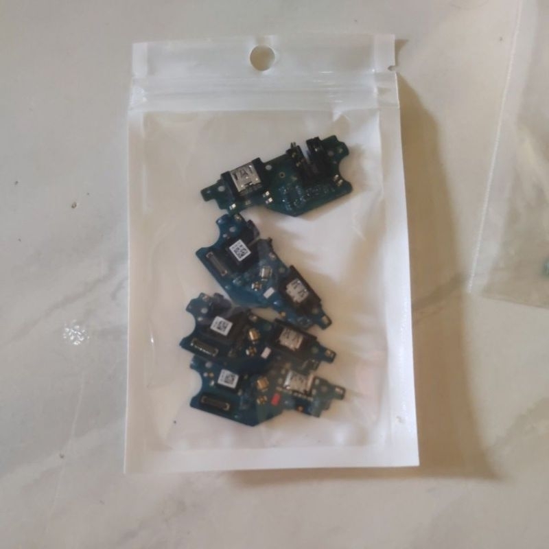 REALME C11 2021 ORIGINAL CHARGING BOARD | Shopee Philippines