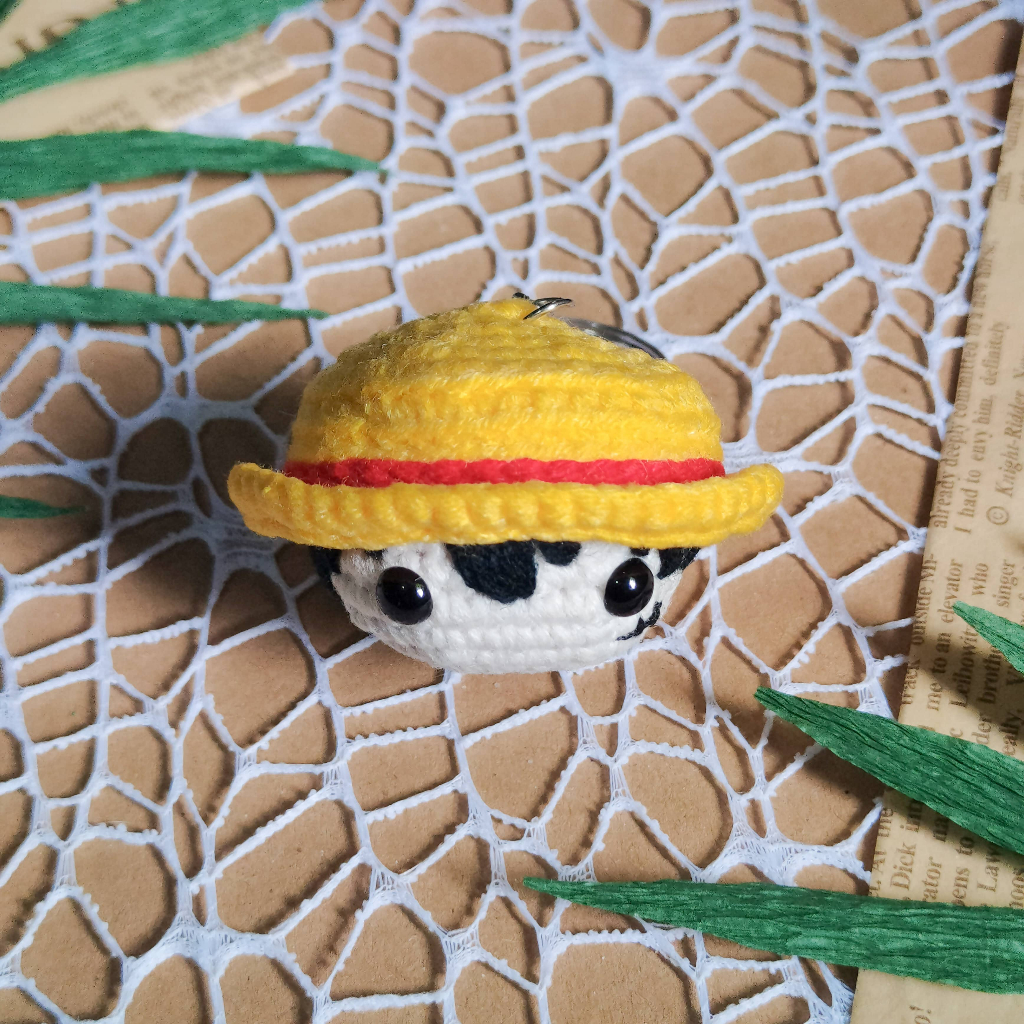 LUFFY HEAD AMIGURUMI CROCHET KEYCHAIN | Shopee Philippines