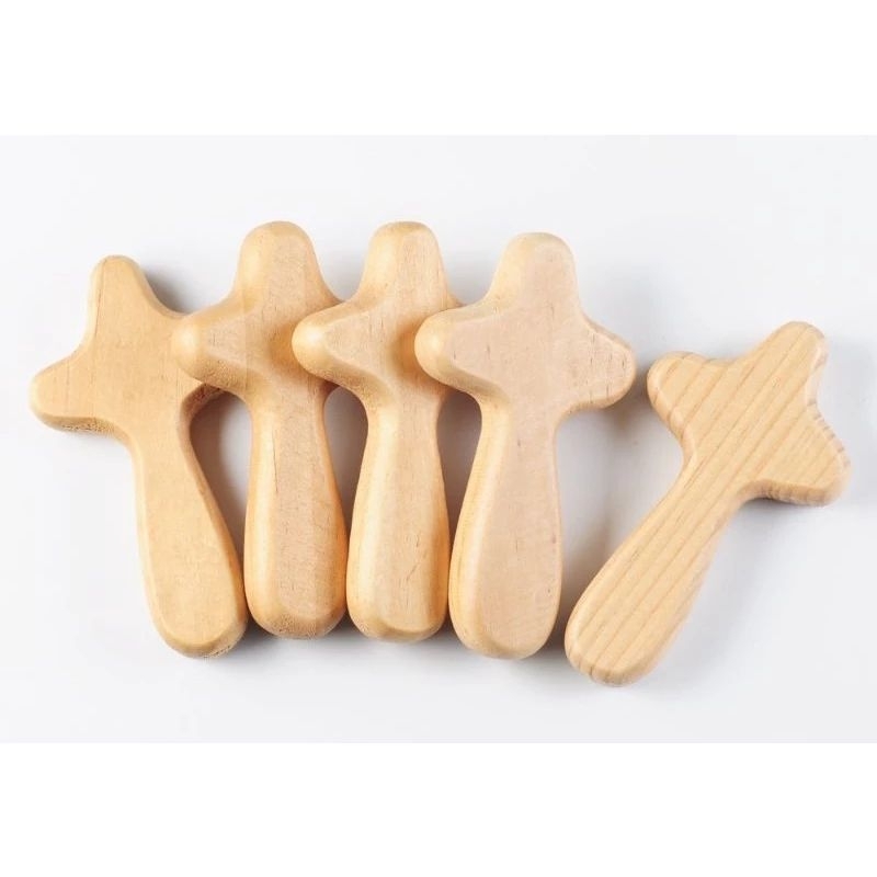 Ready stock, 1 pc 4 inch Comfort cross, wooden cross, holding cross ...