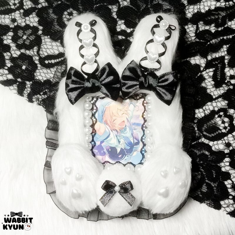 Usagi Ribbon decor Toploader for anime/kpop cards and itabag ...