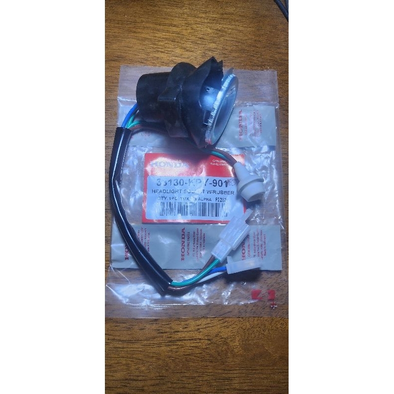 HEADLIGHT SOCKET WITH RUBBER TMX125 ALPHA 33130-KPY-901 | Shopee ...