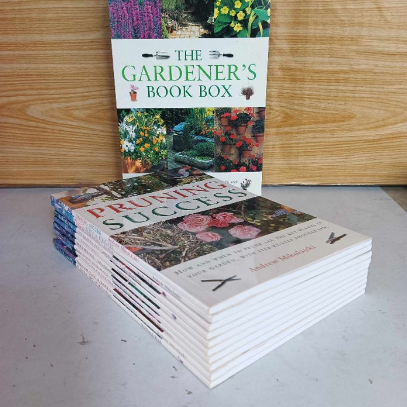 The Gardener's Book Box (10 Paperback) | Shopee Philippines