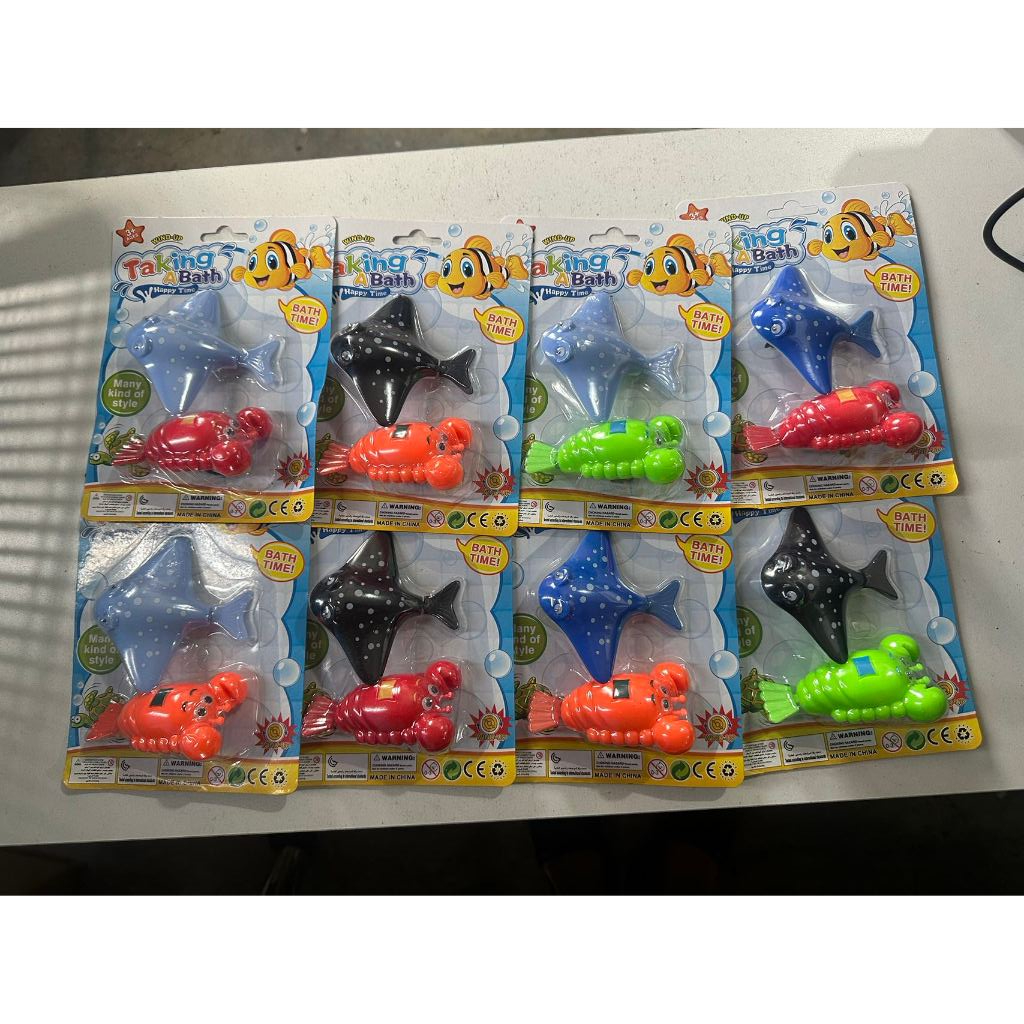 Fish swimming with fin rotating best for kids water activities toys ...