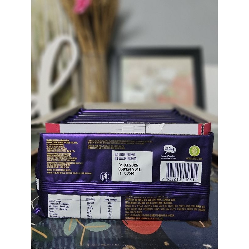 CADBURY DAIRY MILK FRUIT AND NUT 160 grams | Shopee Philippines