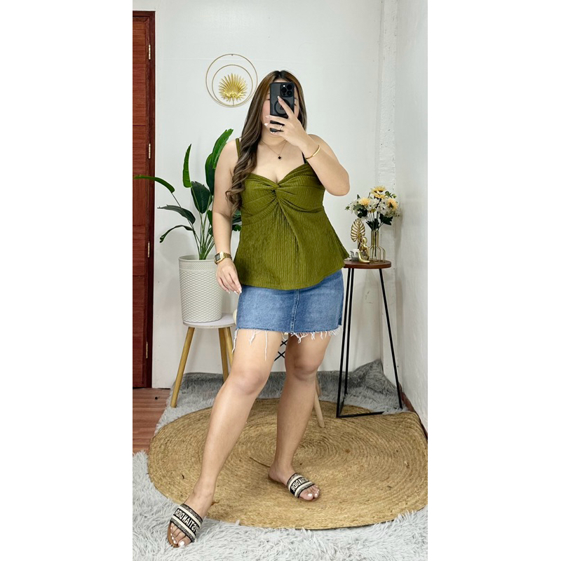 MARIAN TWISTED SLEEVELESS 129 PESOS ONLY S-SEMI XL FRAME | Shopee ...