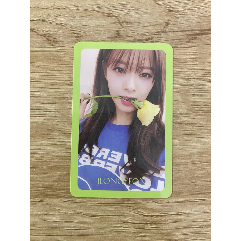 [UPDATED] TWICE Jeongyeon Official Photocards | Shopee Philippines
