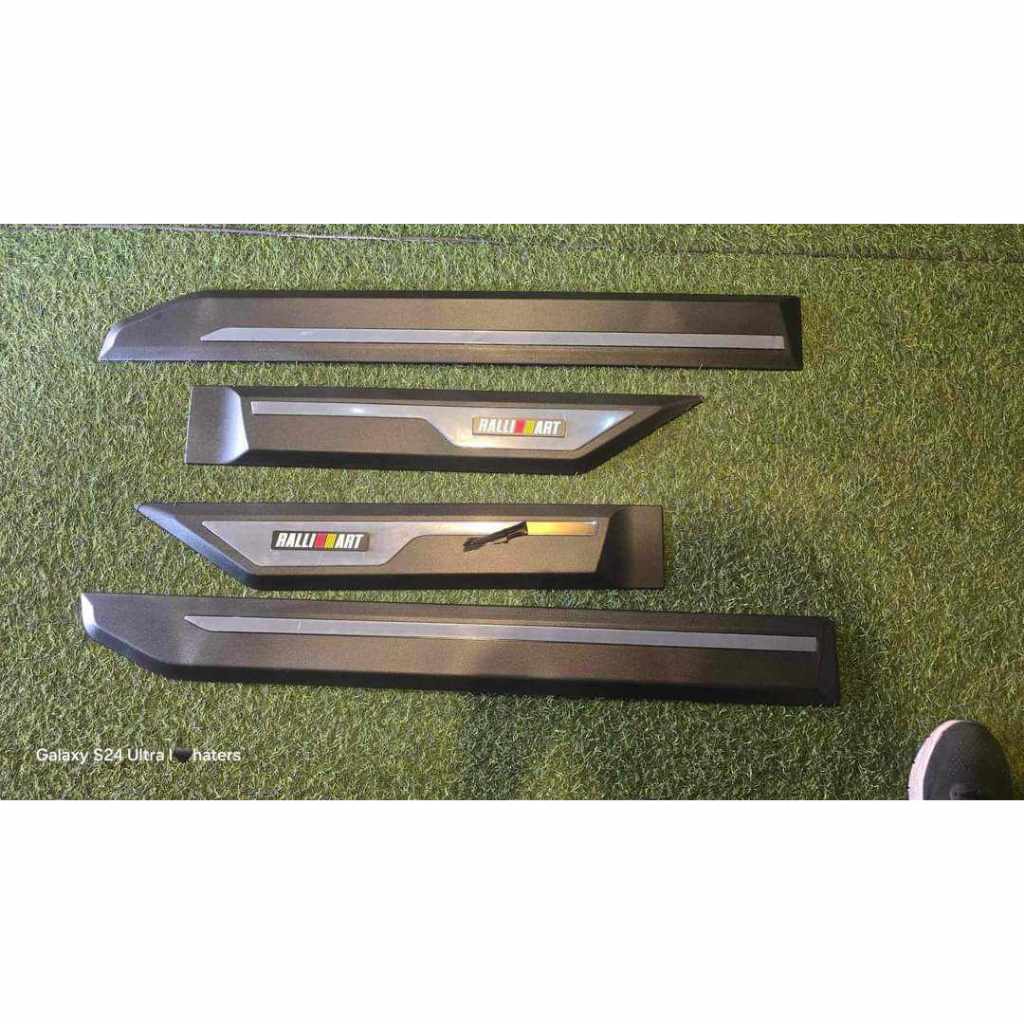 Mitsubishi Xpander RALLI ART Side Moulding/Body Cladding 2017-2025 ...