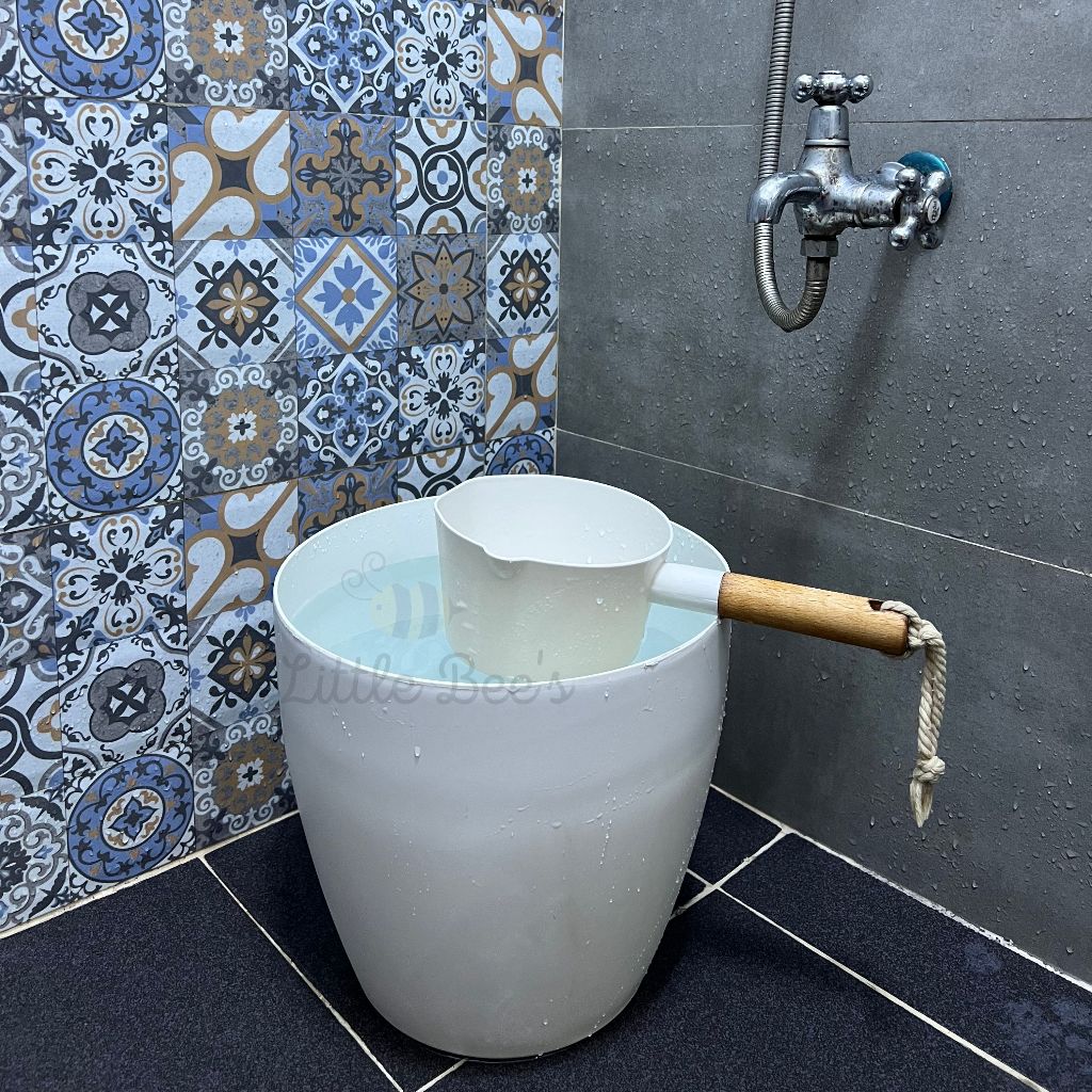 Minimalist Classy Timba & Tabo | White Pail | Aesthetic Water Bucket ...