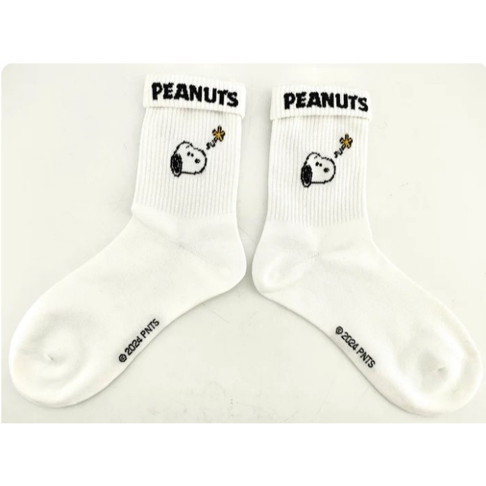 MINISO Snoopy Colorful Life Collection Crew Socks(White) | Shopee ...