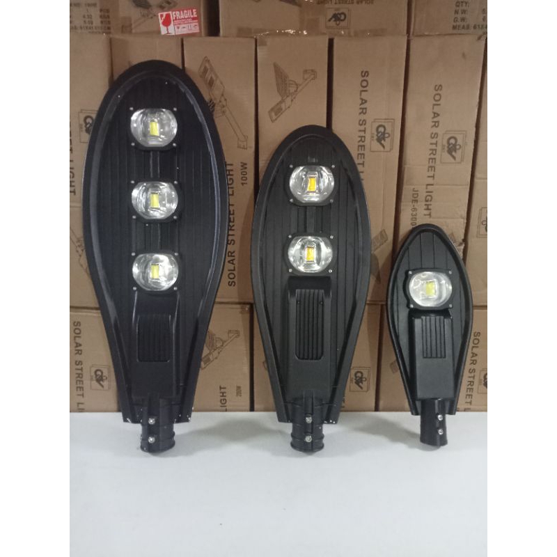 STREET LIGHT 220 VOLTS 60Hz , Heavy Duty , COBRA TYPE STREET LIGHT ...