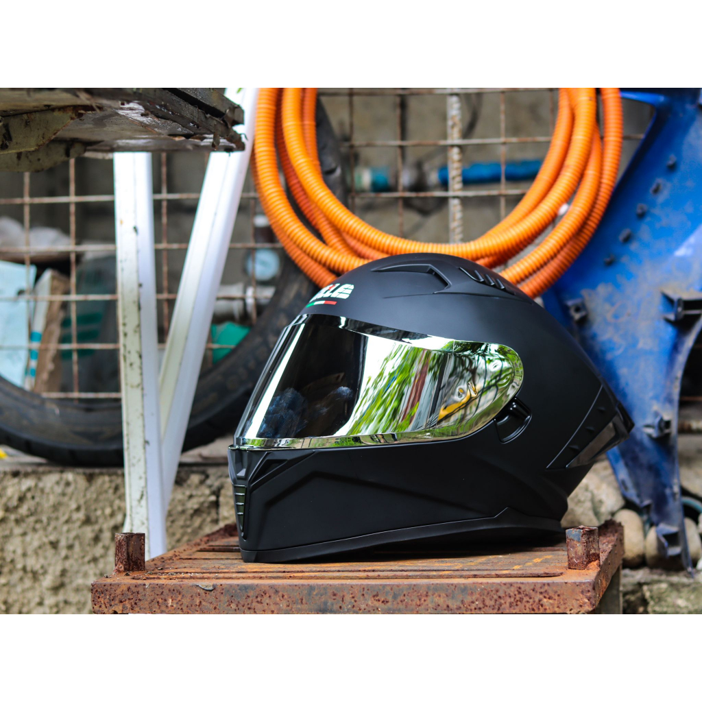 GILLE HELMET 843 CIRCUIT MATTE BLACK WITH FREE CLEAR LENS AND SPOILER ...