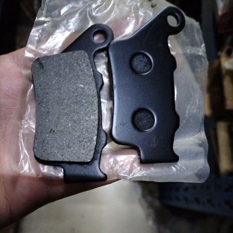 REAR BRAKE PAD ROUSER 200/NS200/ KTM DUKE /GIXXER Fi V2 | Shopee ...