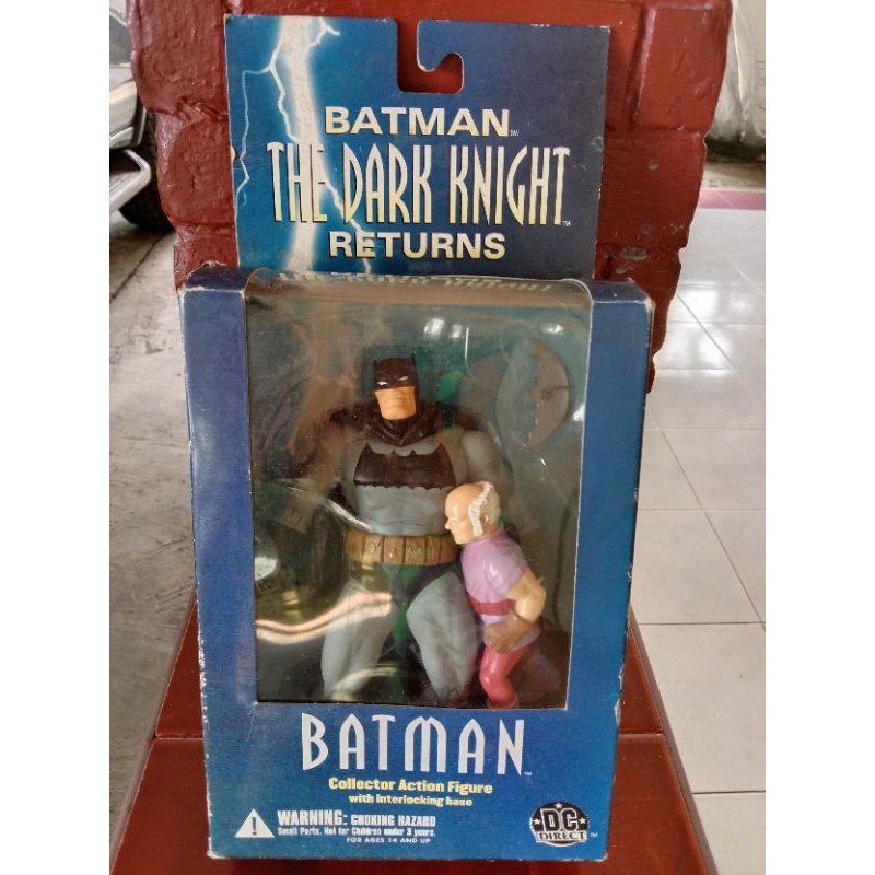 BATMAN WITH OBERON DC DIRECT THE DARK KNIGHT RETURNS: BATMAN ACTION ...