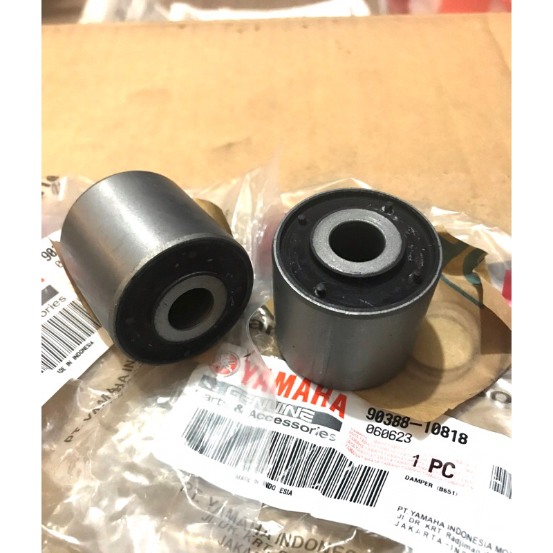 90388-10818 Damper Support bushing (B651) AEROX V1 V2 100% yamaha ...
