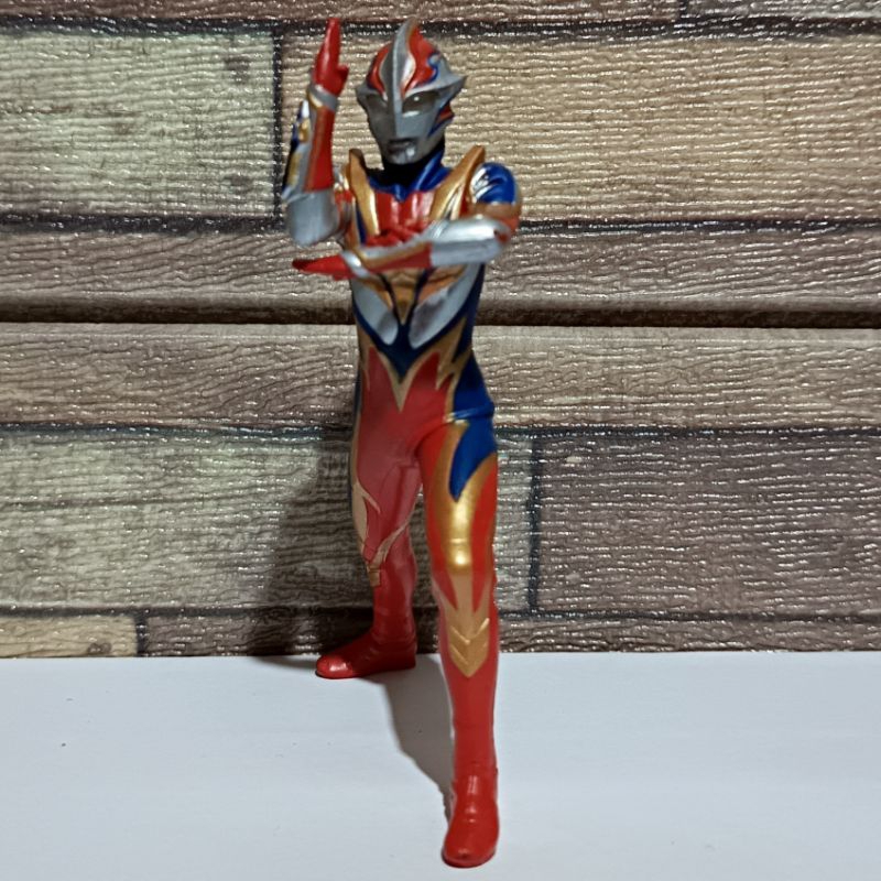 X-Plus Ultraman Mebius Phoenix Brave Large Monster Series Figure 11cm ...