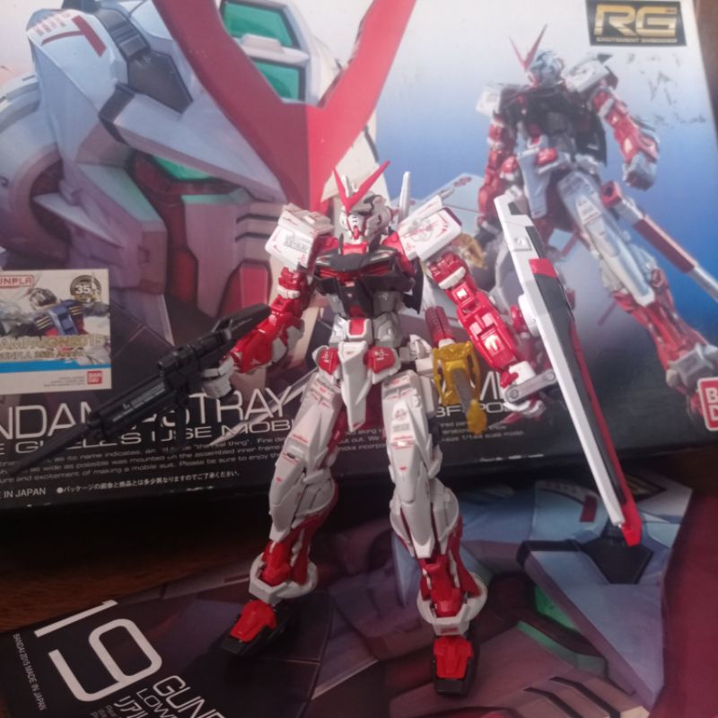 Pre loved Bandai Real Grade RG 1/144 Astray Gundam mecha robot model ...