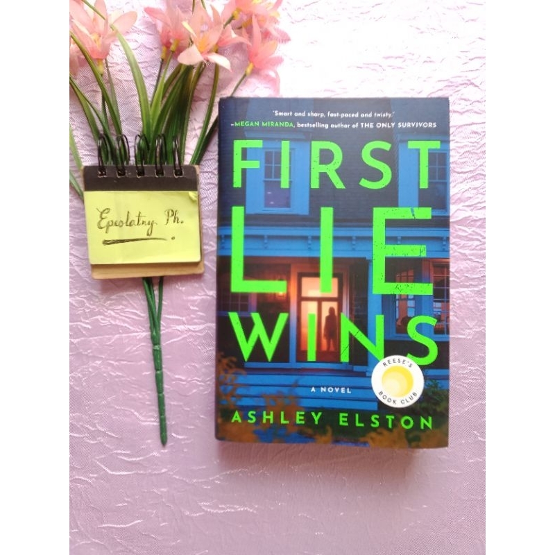 [HARDBOUND] First Lie Wins by Ashley Elston | Shopee Philippines