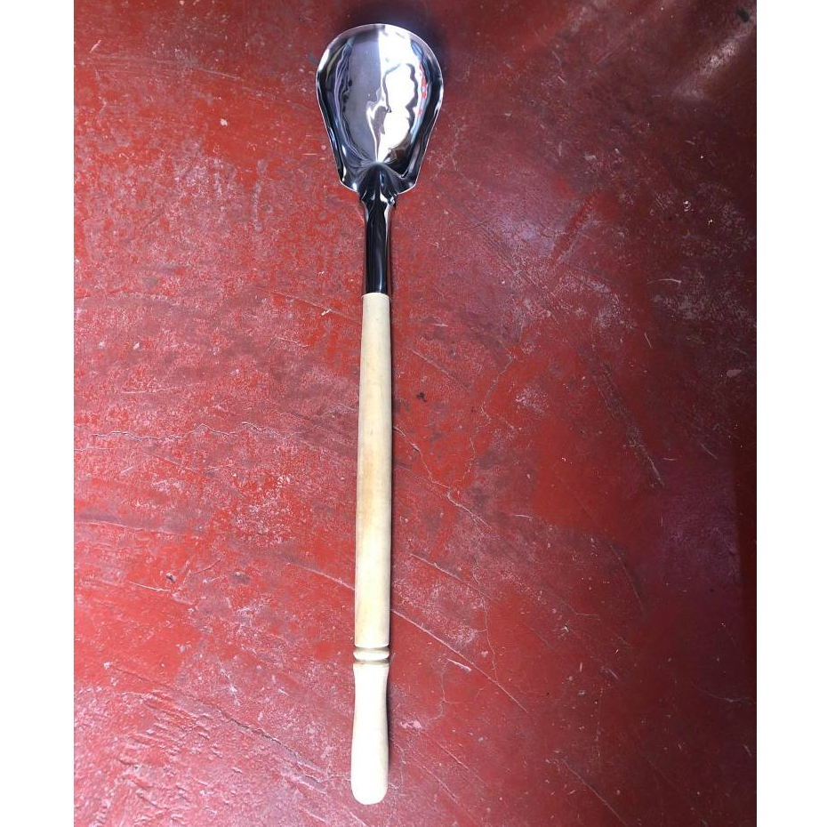 EXTRA LARGE LADDLE/SANDOK STAINLESS WITH HARD WOOD QUALITY HANDLE Pang ...