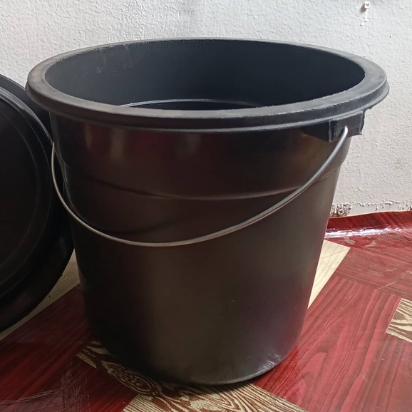 BLACK TIMBA MEDIUM W/O COVER WITH METAL HANDLE | Shopee Philippines