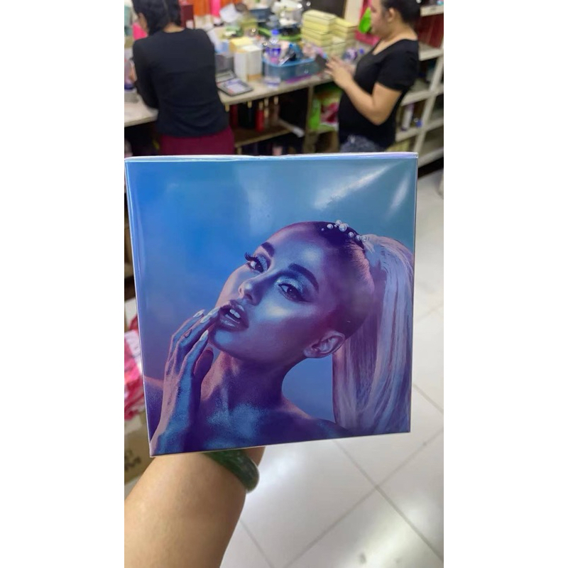 Live checkouts Perfumes with admin dolor | Shopee Philippines