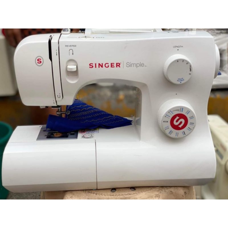 Singer portable sewing machine (push button) | Shopee Philippines