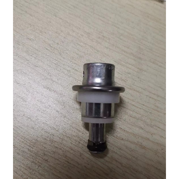 Honda CRV Fuel Pressure Regulator/2007-2011/3rd Gen/Facelift/17052-SWA ...
