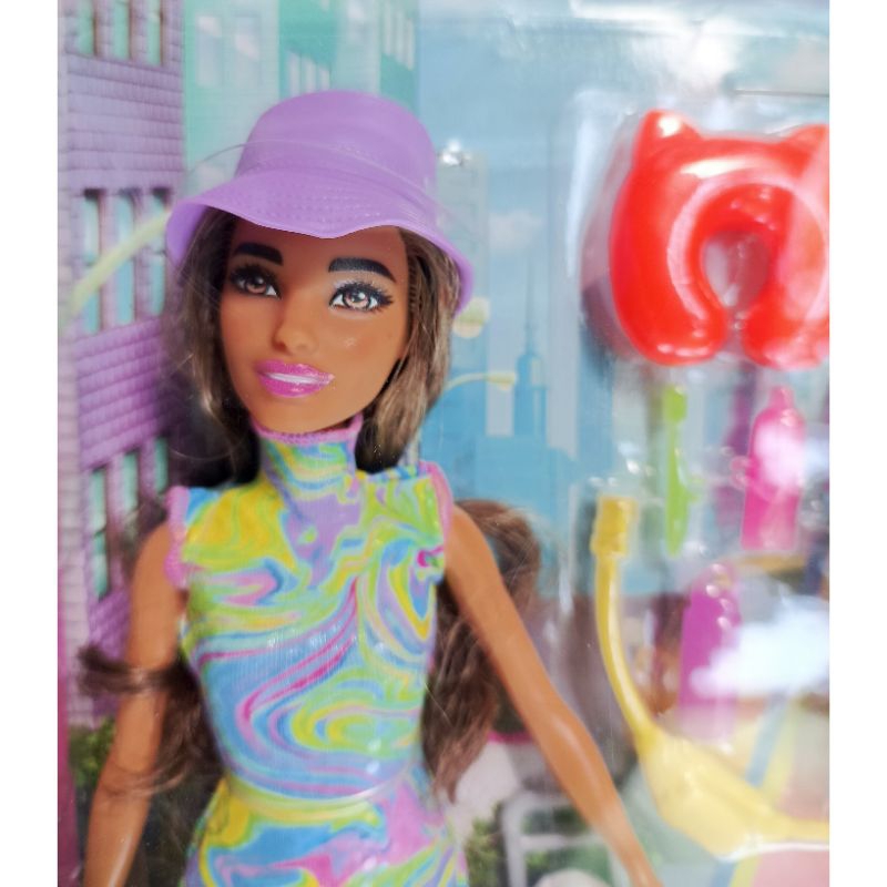 Barbie Teresa/Neysa Travel Doll (NRFB) | Shopee Philippines