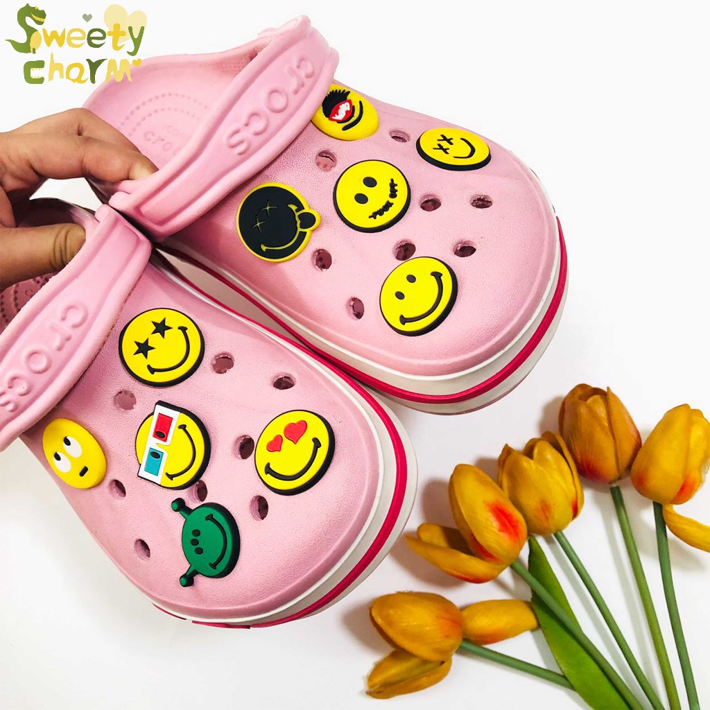 Emoji Design Smiley Face Jibbitz Crocs Shoe Decoration High Quality ...