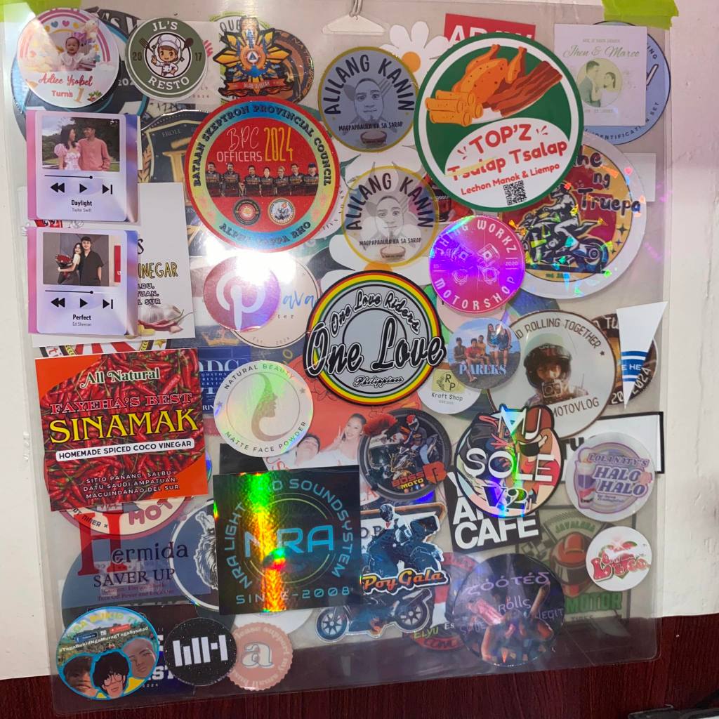 FREE Minimal Edit LAMINATED WATERPROOF VINYL STICKERS! Branding Logo ...