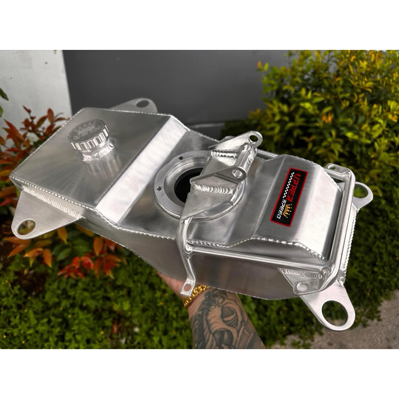 Upper Speed Gas tank Raider fi with seat bracket | Shopee Philippines