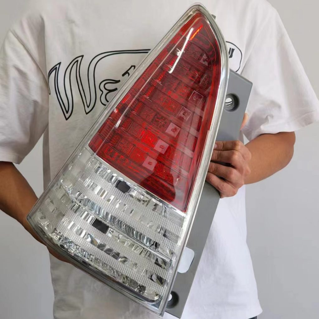 【Local Delivery】Rear Tail Light Taillight Tail Lamp for Toyota Innova ...