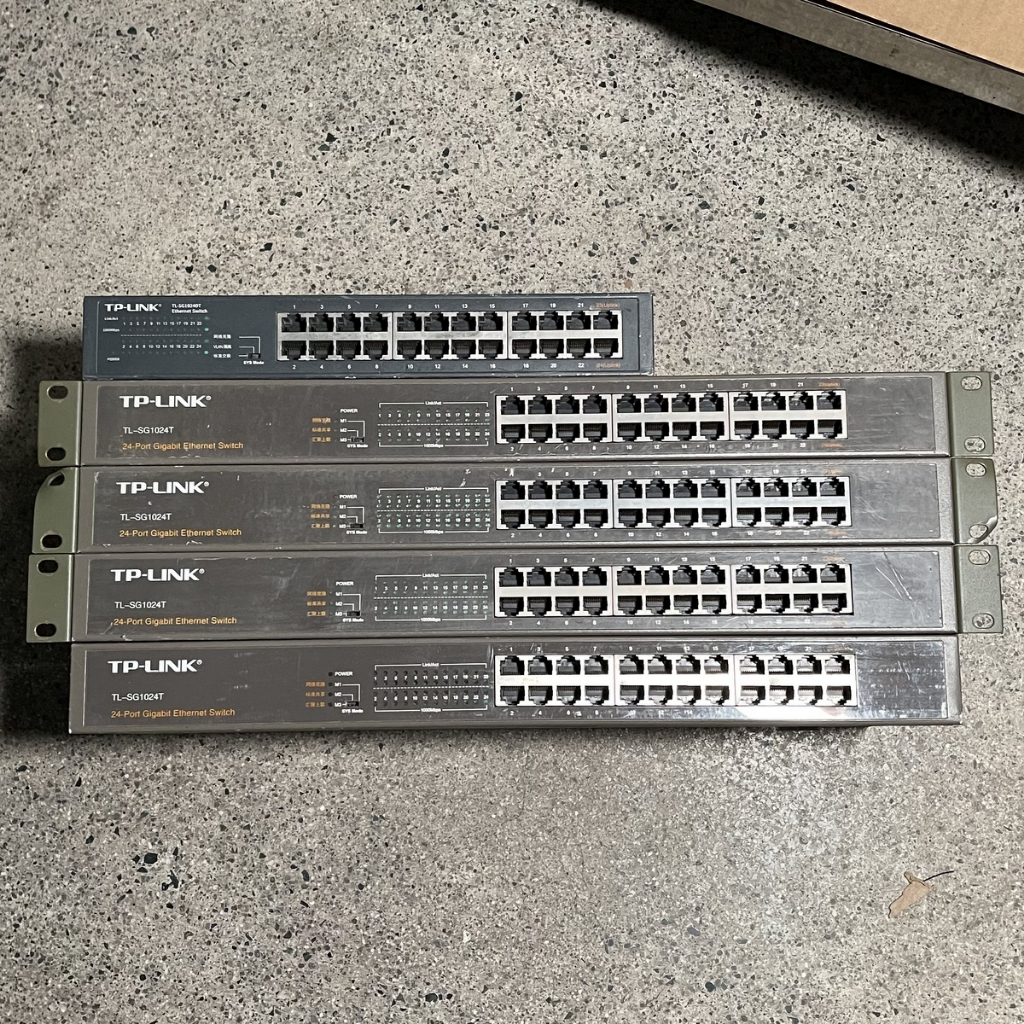 (Used) 24-Port 100M / Gigabit Desktop / Rackmount Switch 16 Port ...