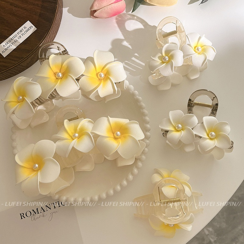 Summer Elegant Plumeria Acrylic Hair Clips Non-slip Flower Hair Clamps ...