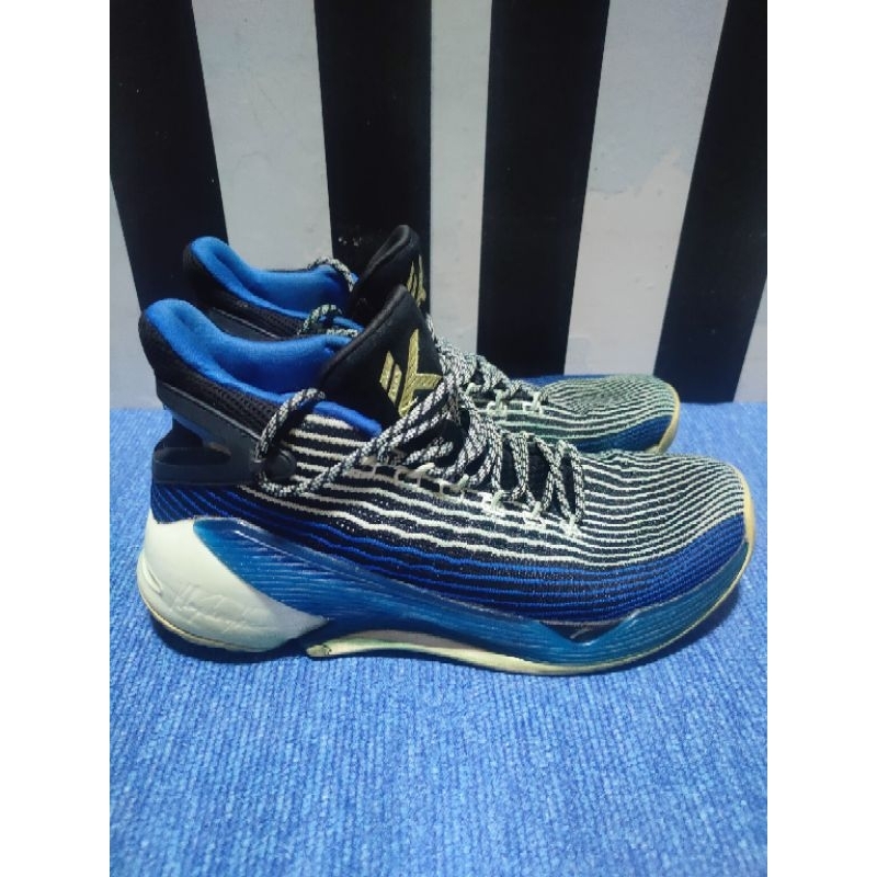 ukay basketball shoes ( size 9 ) | Shopee Philippines