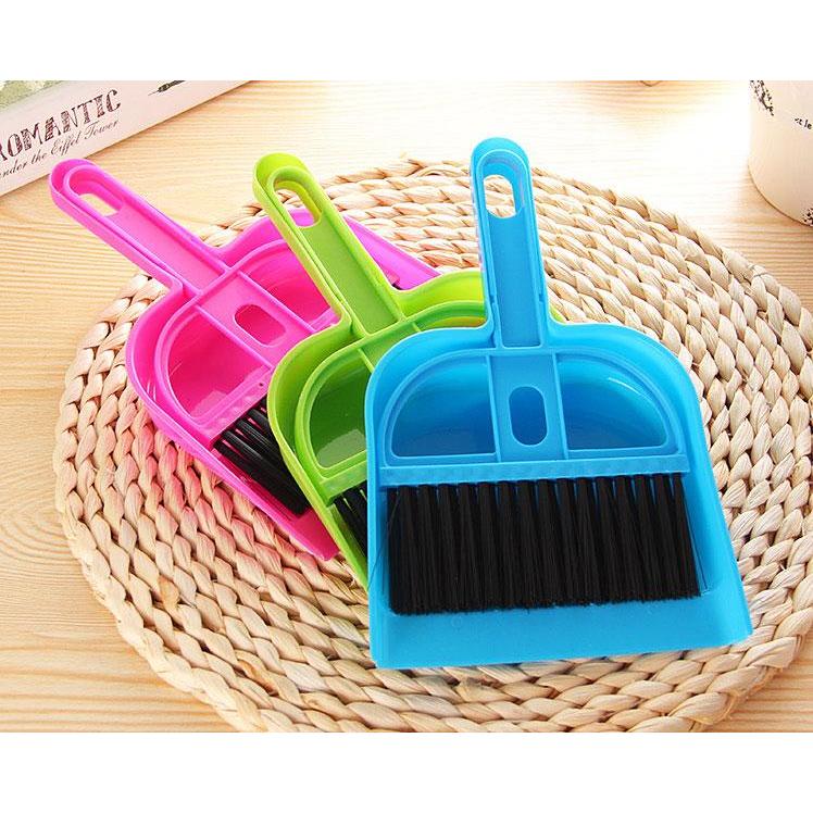 Desktop Keyboard Mini Dustpan Set 2in1 mini Broom and Dustpan Set Dust ...
