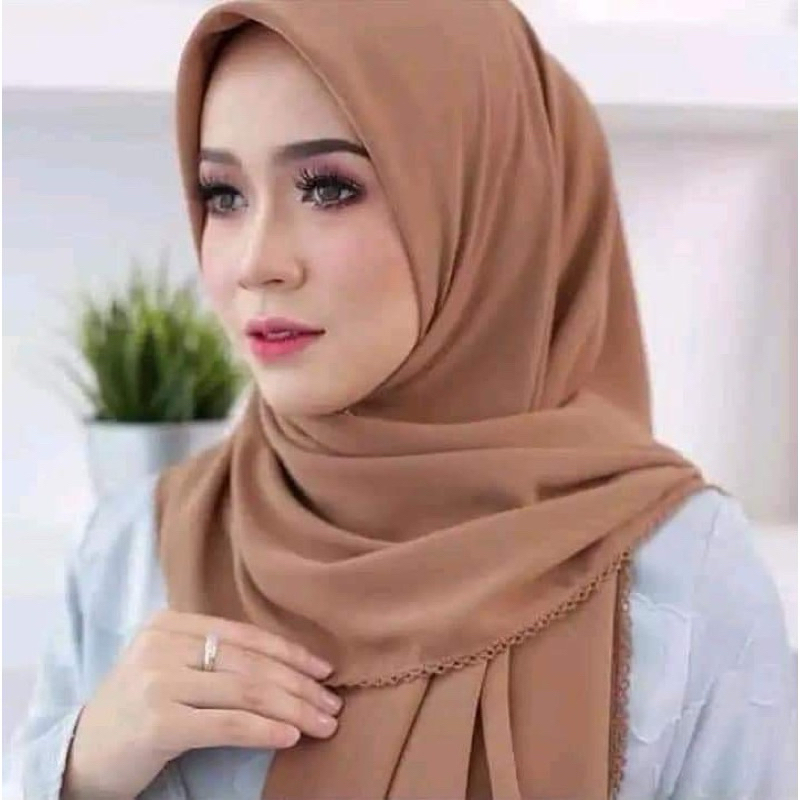 CROCHET HIJAB TRIANGLE STYLE CHIFFON HIGH QUALITY #Fashion #Muslimah # ...