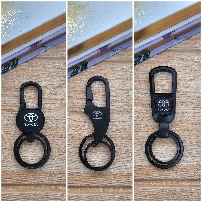 Toyota Metal Keychain keyholder leather car logo keyholder | Shopee ...