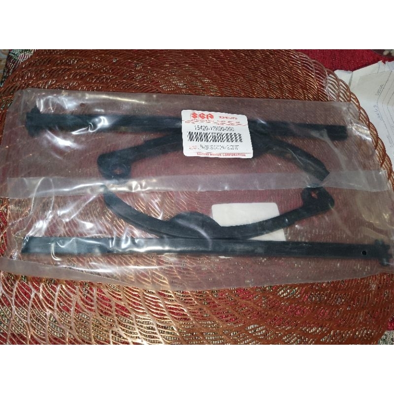 Cam chain guide For Suzuki Raider 150 carb type genuine parts | Shopee ...