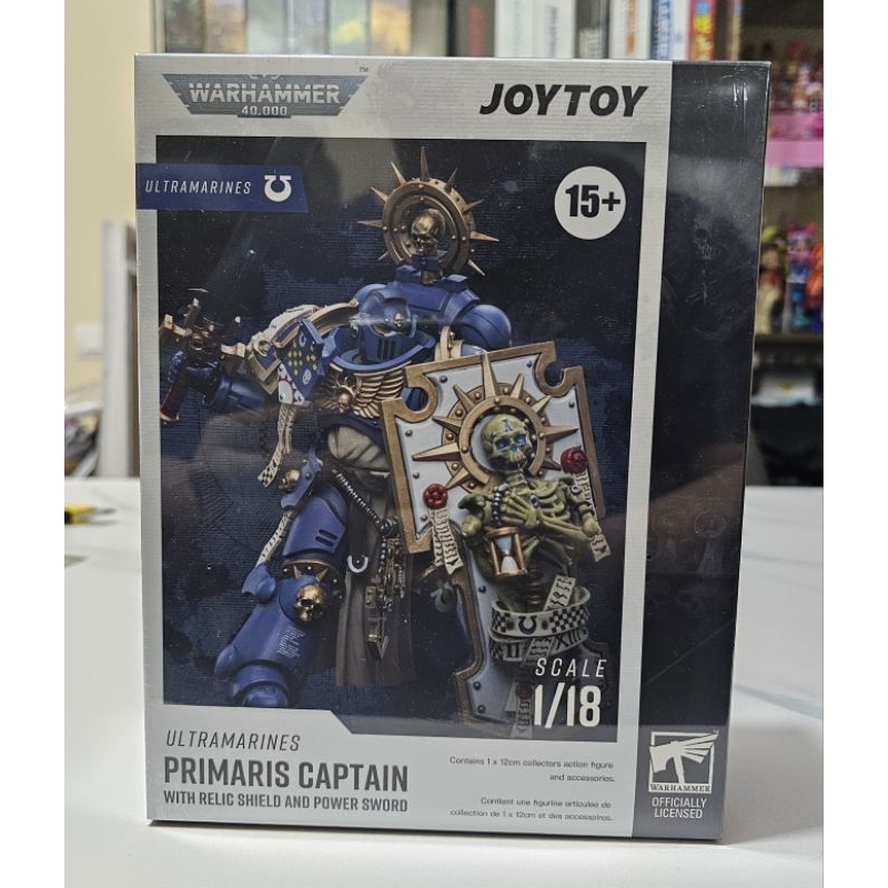 Joytoy Warhammer 40k Ultramarines Primaris Captain with Relic Shield ...