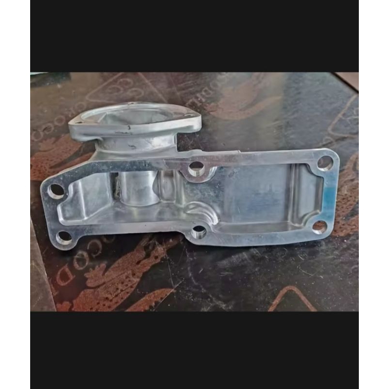 Thermostat housing for Isuzu 4BC2/4BD1 | Shopee Philippines